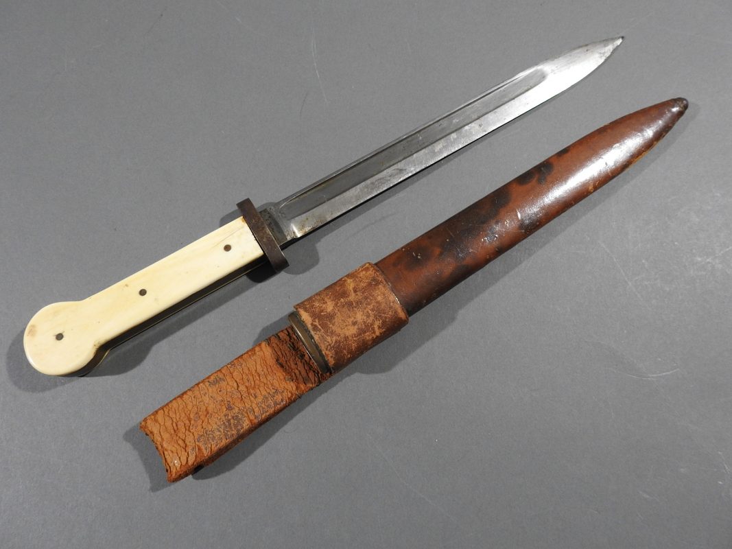 British Brunswick Bayonet – Royal Canadian Rifle Regiment – Michael D ...