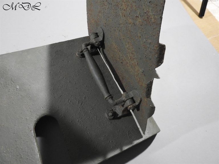 German WW1 Trench Sniper Shield with Folding Protective Sides – Michael ...