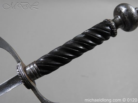 Italian Stiletto Dagger – Michael D Long Ltd | Antique Arms & Armour